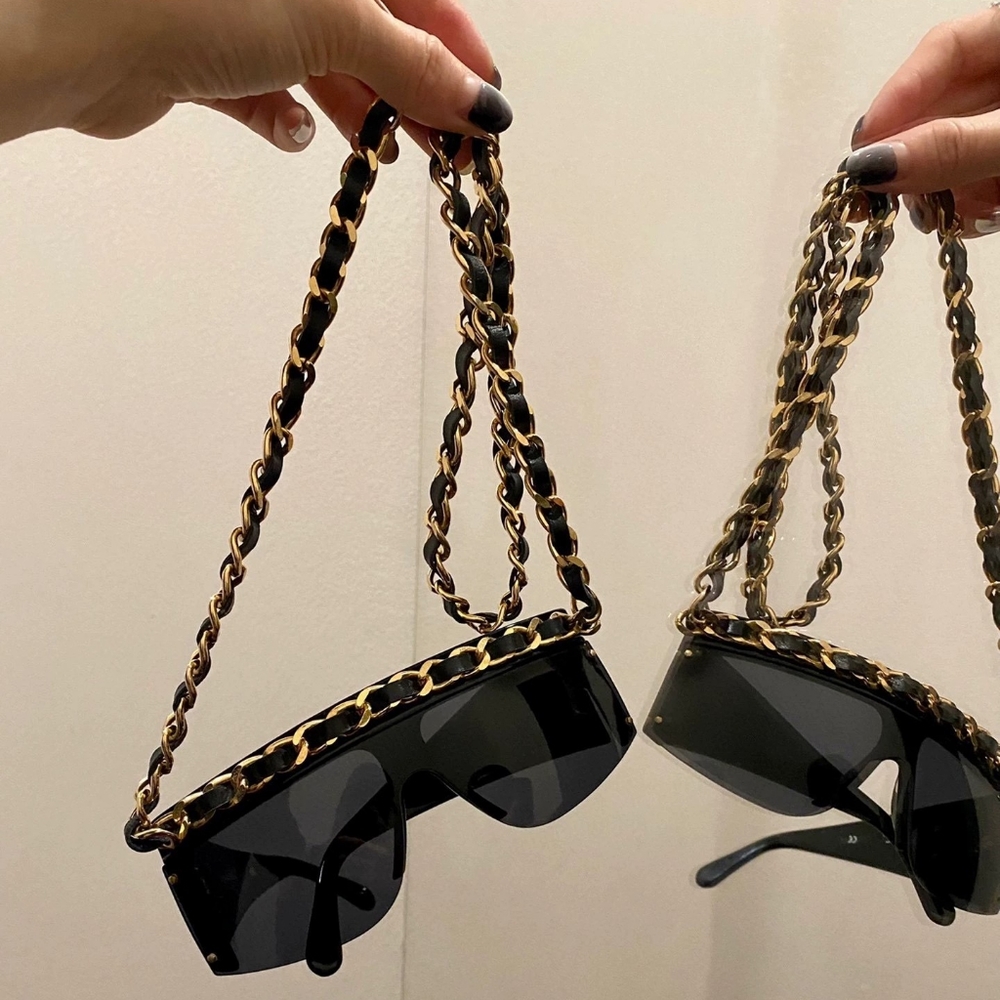 Rare Chanel Vintage Iconic Runway Chain Sunglasses Go… - Gem